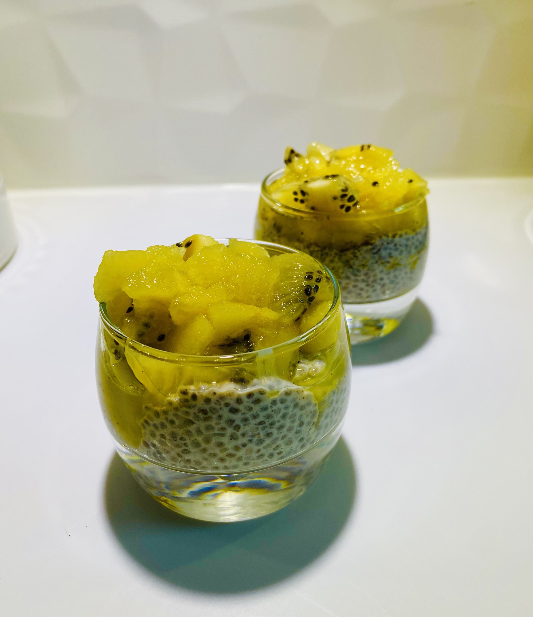 Crème dessert au lait végétal et graines de chia | Alexandra Ferret ...